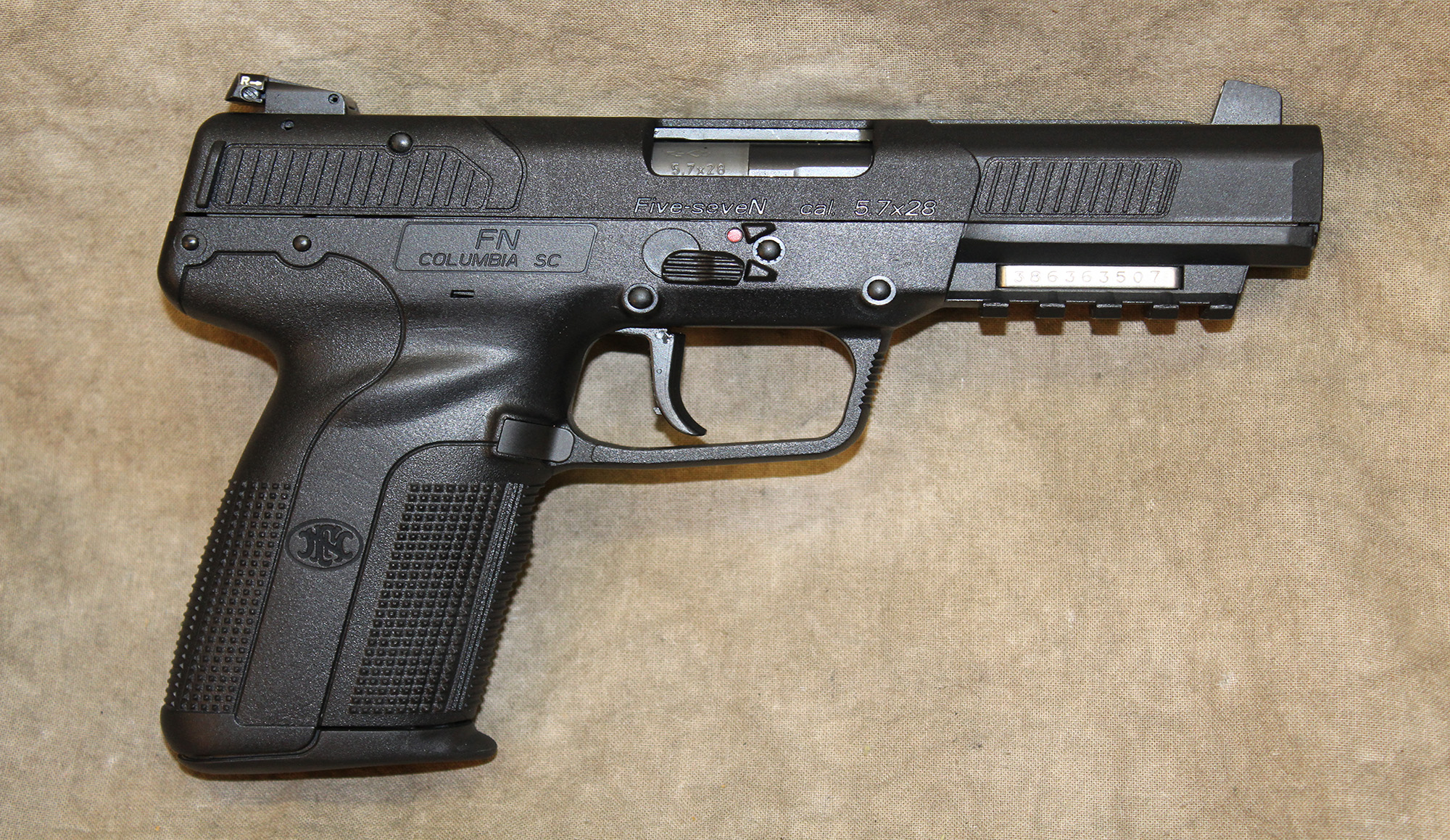 FNH ~ Five-Seven ~ 5.7x28MM | Mack's Prairie Wings